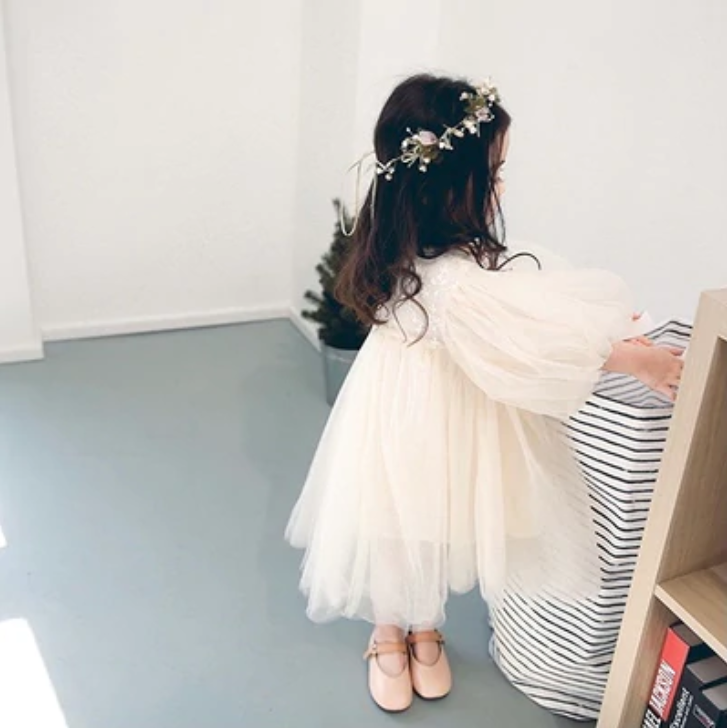 チュールボリュームワンピース – PetitKid