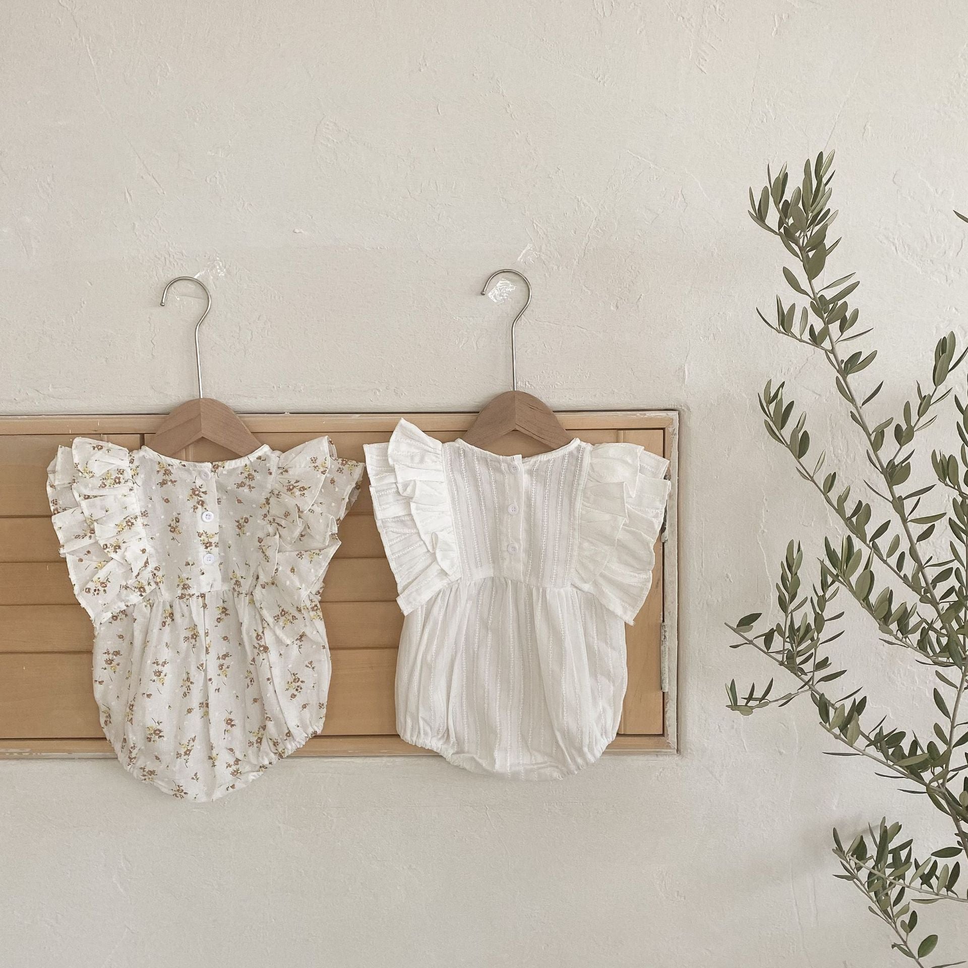 フリルショルダーロンパース – PetitKid